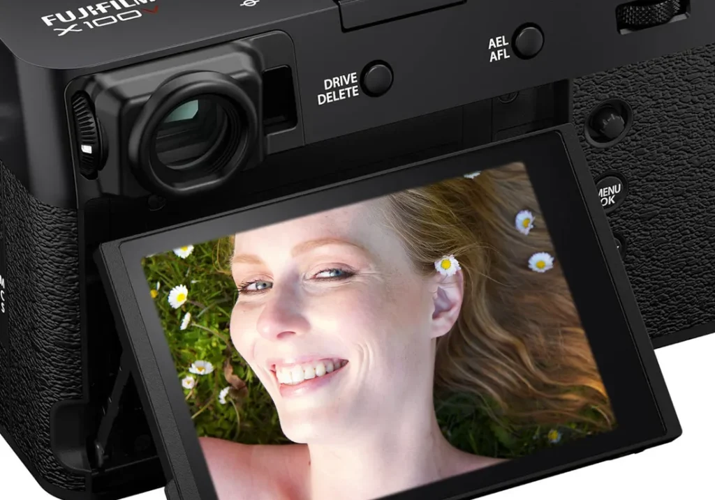 Exploring the Fujifilm X100V: A Blend of Classic Style and Modern ...